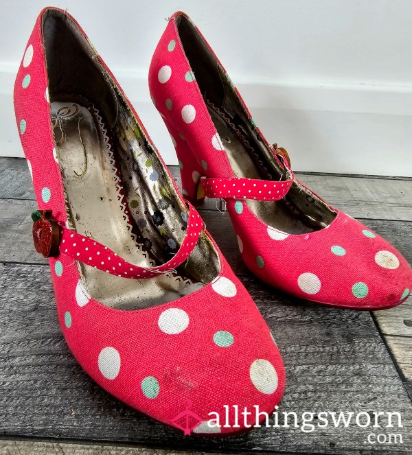 Ladies Extremely Well Worn And Stained Red Spotty Summ