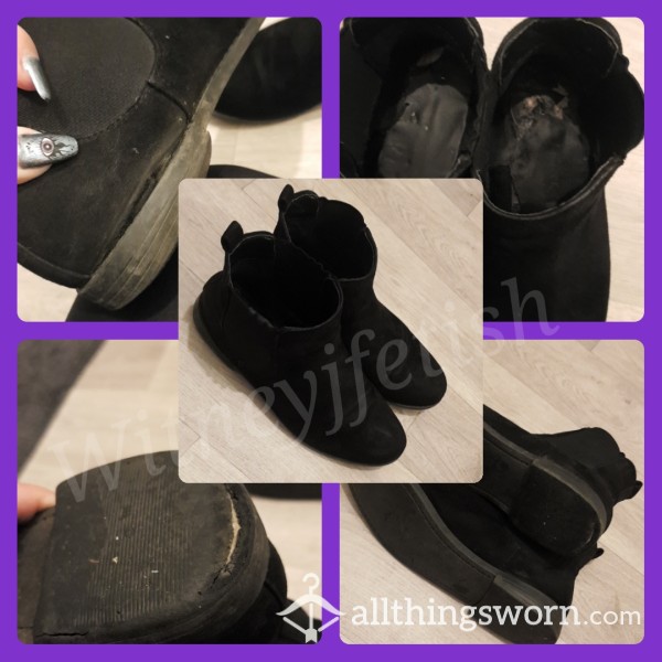 Stinky WellWorn Everyday Flat Black Ankle Boots